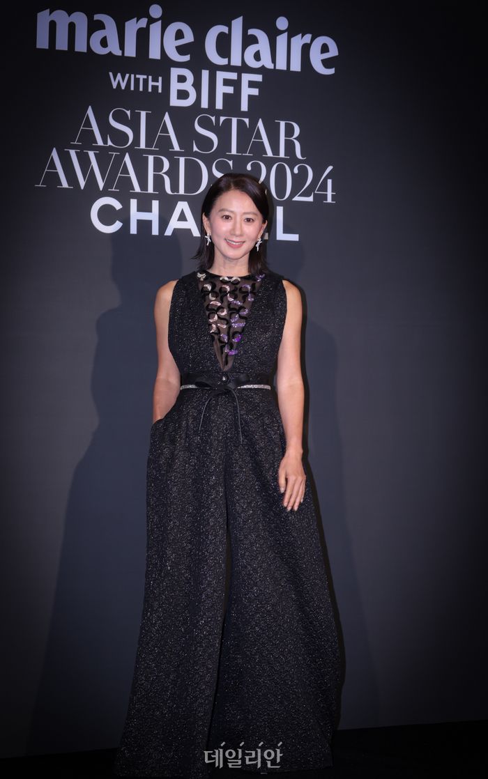 김희애, 우아함을 입었다[29th BIFF]