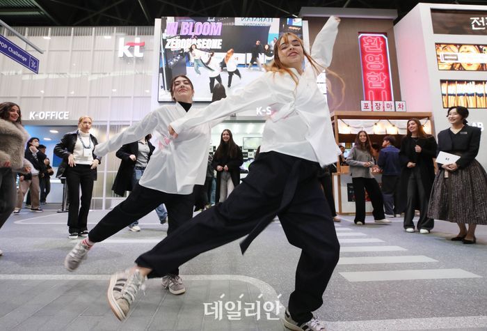 경제 성장 동력 K-콘텐츠···KDI “저작권 보호, 수출 권역 다변화” 필요