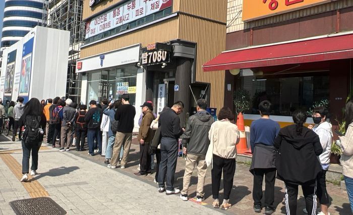 "영업을 못해서" SKT, 2Q 가입자 뺏겼는데 선방?