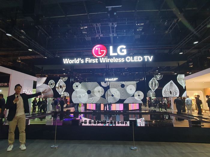 [CES 2023] LG전자 "우리가 OLED 10년 이끌어…확실한 차별화로 승부"