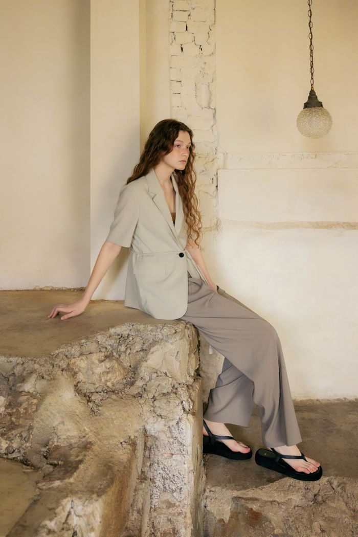 LF 헤지스, 2024 봄여름 린넨 시리즈 매출 40% '껑충' - Kollo